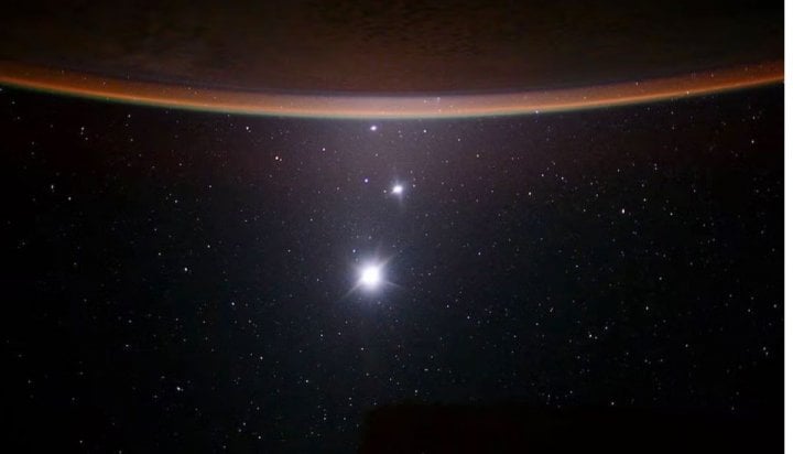 Moon to line up with Jupiter, Venus, Mercury tonight: Here's best time ...