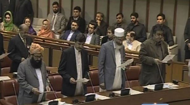 Newly-elected Senators take oath