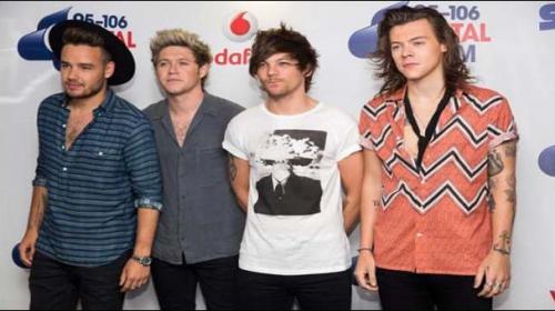 One Direction breaks streaming record as it tops UK chart