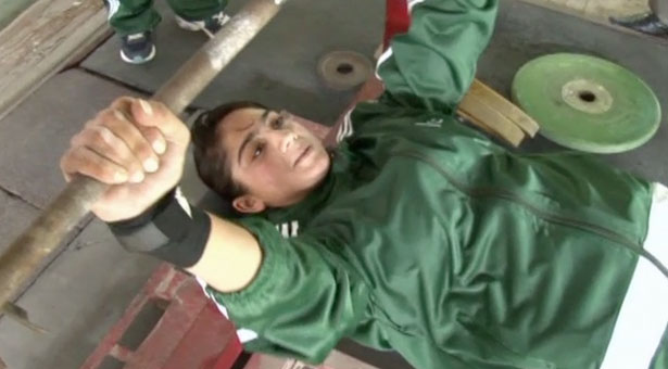 Pakistani female powerlifter Twinkle Sohail wins gold at Asian Championship
