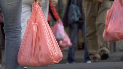 England brings in plastic bag charge