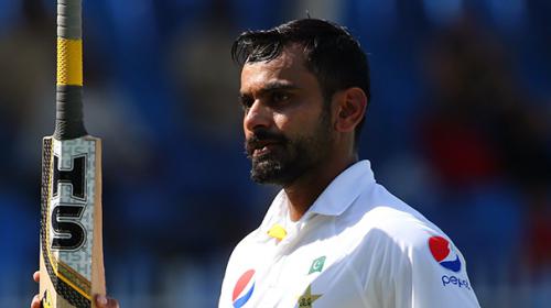 Hafeez says bowling ban helped him focus more on batting