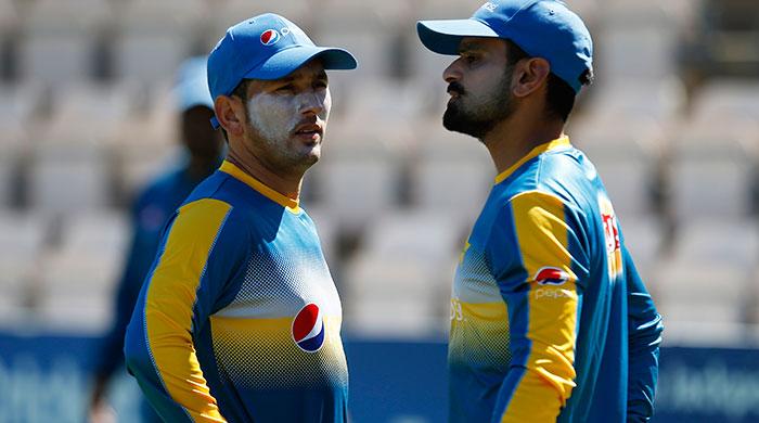 Sami Aslam to replace injured Hafeez for 2nd ODI