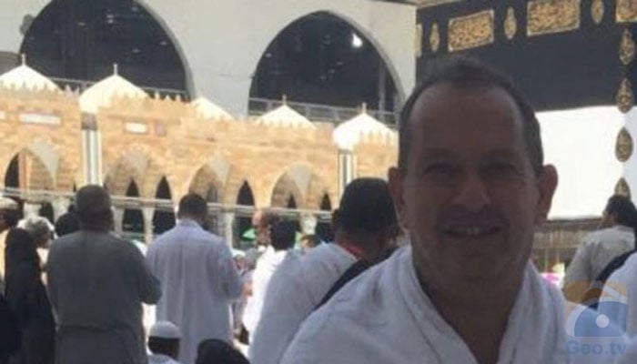 British Ambassador Simon Collis accepts Islam, performs Haj