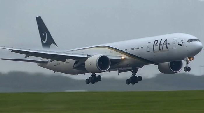 Pakistan International Airlines weighs Boeing, Airbus aircraft orders