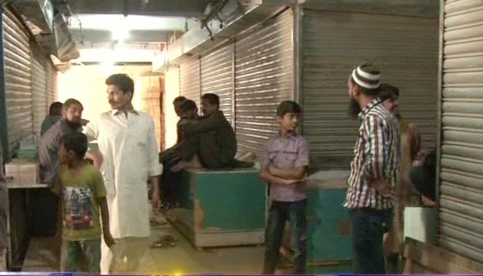 Another mass robbery in Karachi market | Pakistan - Geo.tv