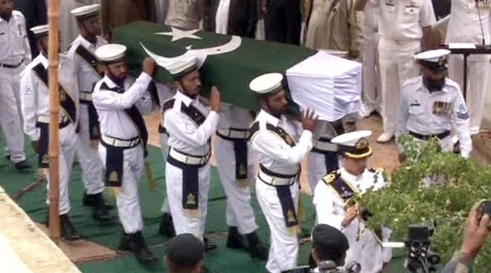 Sindh Governor Saeed-uz-Zaman laid to rest