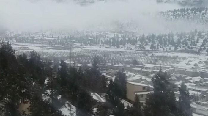 Quetta receives snowfall, rain in other cities