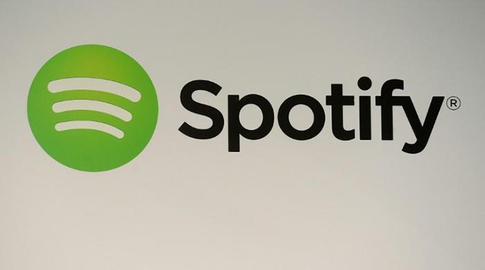 Spotify, Universal sign global licence agreement