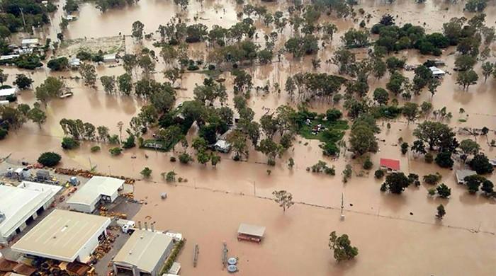 Australian cyclone aftermath hits New Zealand