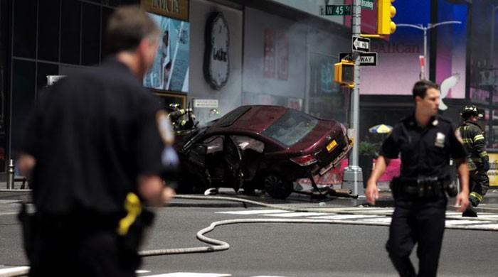 US veteran kills one in Times Square car crash, 22 hurt