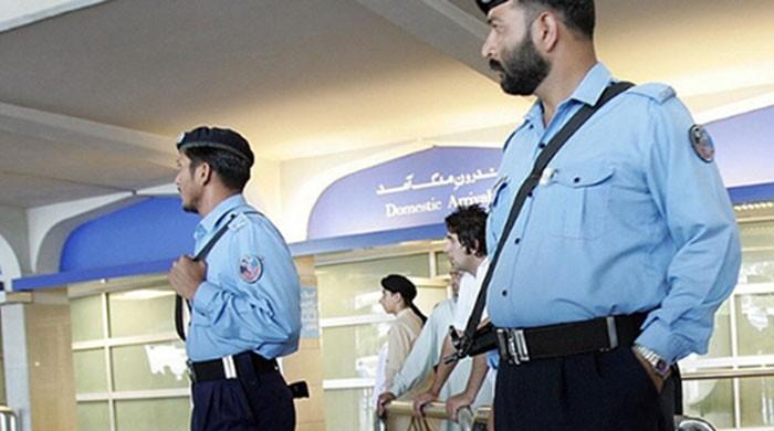 ASF seizes contraband from man at Islamabad airport