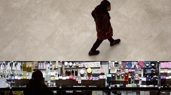 Reports of side effects with cosmetics increasing