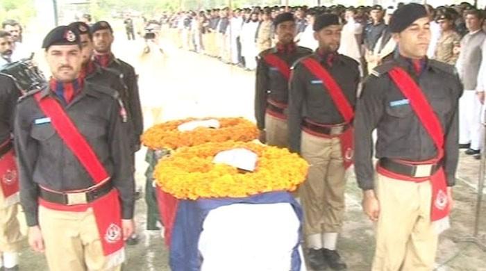 Funeral prayers of martyred Qilla Abdullah DPO offered in Peshawar