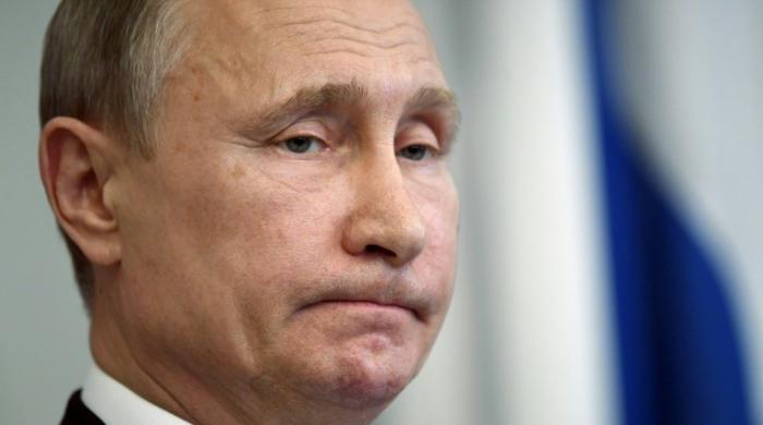Putin Expels 755 Us Diplomats From Russia