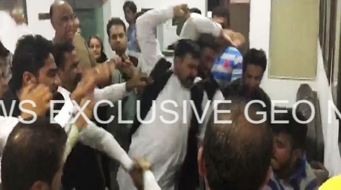 PTI worker assaulted by guards at party's chairman secretariat in Lahore