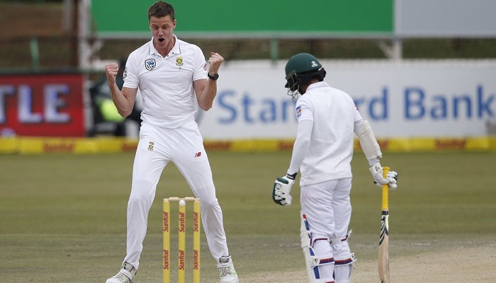Morkel strikes twice but suffers injury