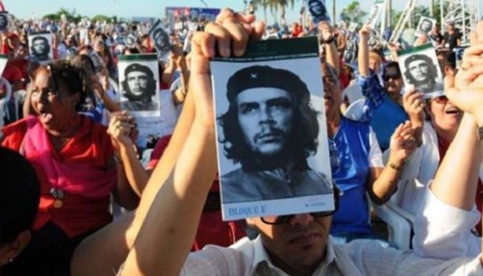 Cubans pay tribute to ´Che´ on 50th anniversary of his death