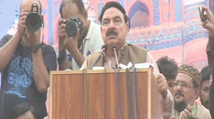 Corrupt politicians shouldn’t rule country: Sheikh Rasheed