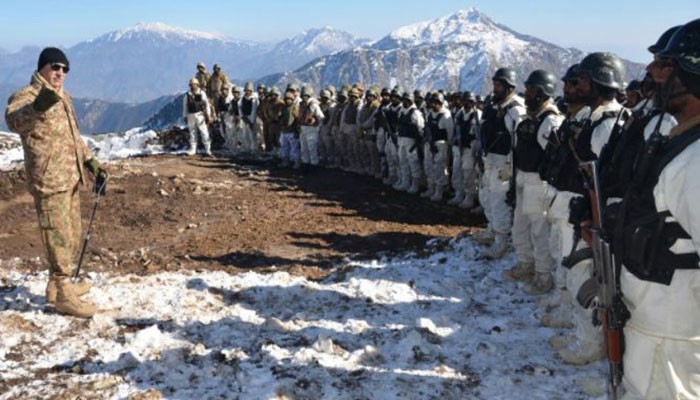 Commander XI Corps visits forward areas of Bajaur: ISPR