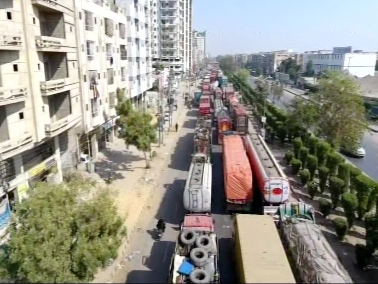 Oil supply disrupted as protesters block Karachi’s Sohrab Goth