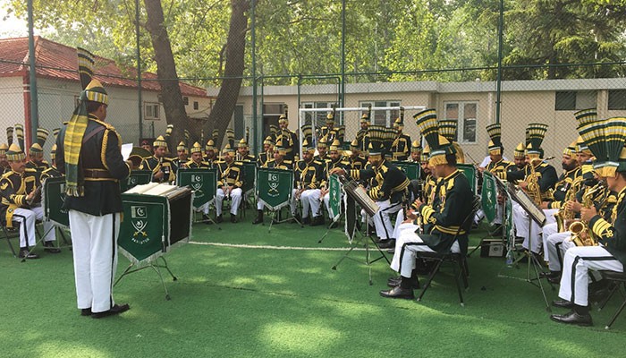Military tri-services band performs at Pakistani embassy in Beijing