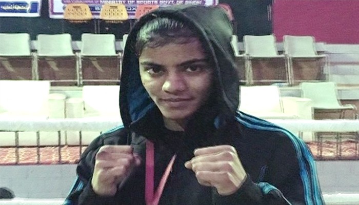 Lyari boxer Razia Aziz credits mother for her successes | TV Shows - geo.tv