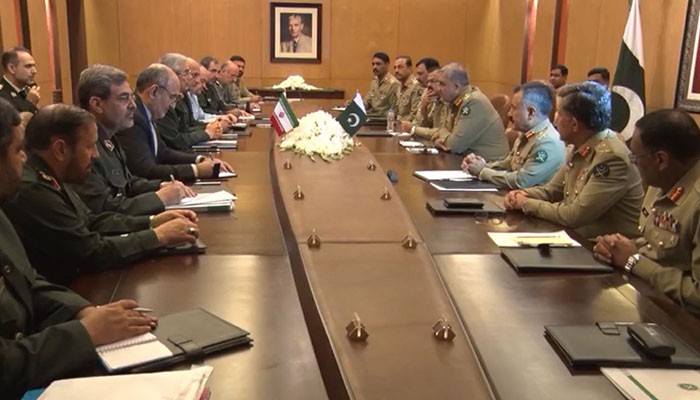 Iranian CGS discusses regional security with COAS during visit to Pakistan