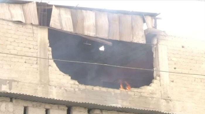 Fire extinguished at Karachi superstore after 7 hours