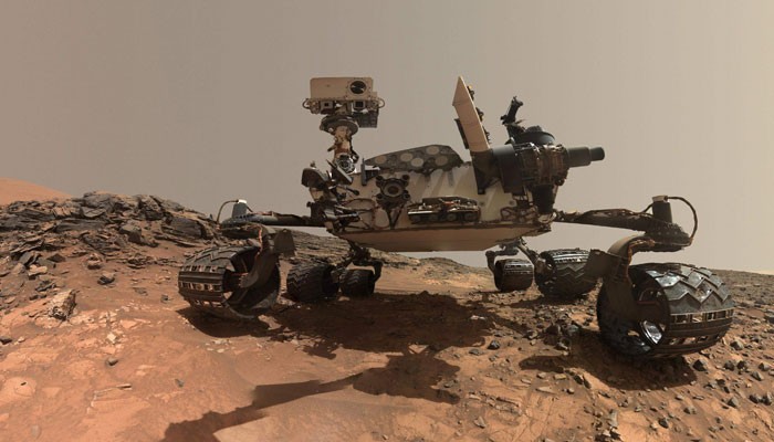 Mars dust storm clears, raising hope for stalled NASA rover