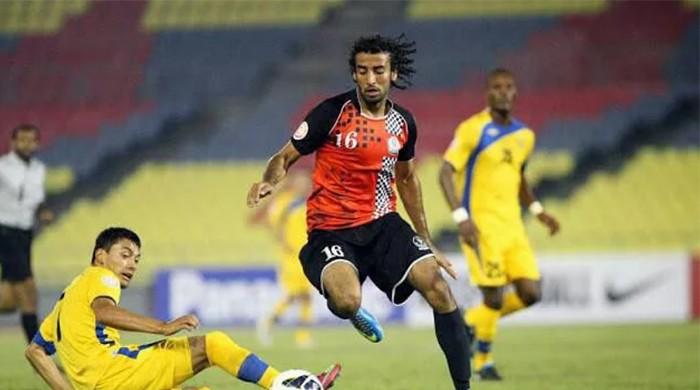 Pakistan football captain shares excitement at meeting Kaka, Figo