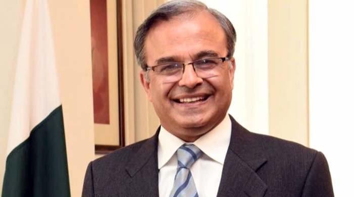 Newly-appointed Pakistan ambassador to present credentials to Trump today