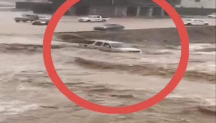 Heavy rain lashes Saudi Arabia | TV Shows - geo.tv