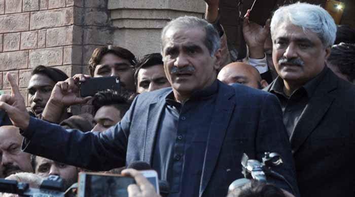 Saad Rafique demands Asad Umar apologises, resigns over bankruptcy remarks