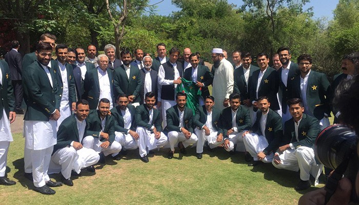 PM Imran meets Pakistan’s ICC Cricket World Cup squad
