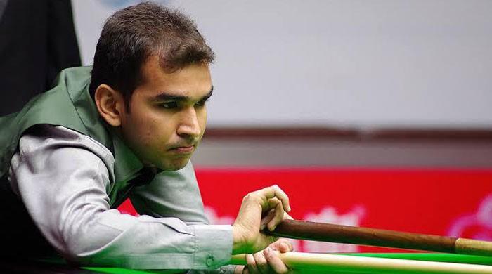 Pakistan’s top snooker player turns to crowdfunding
