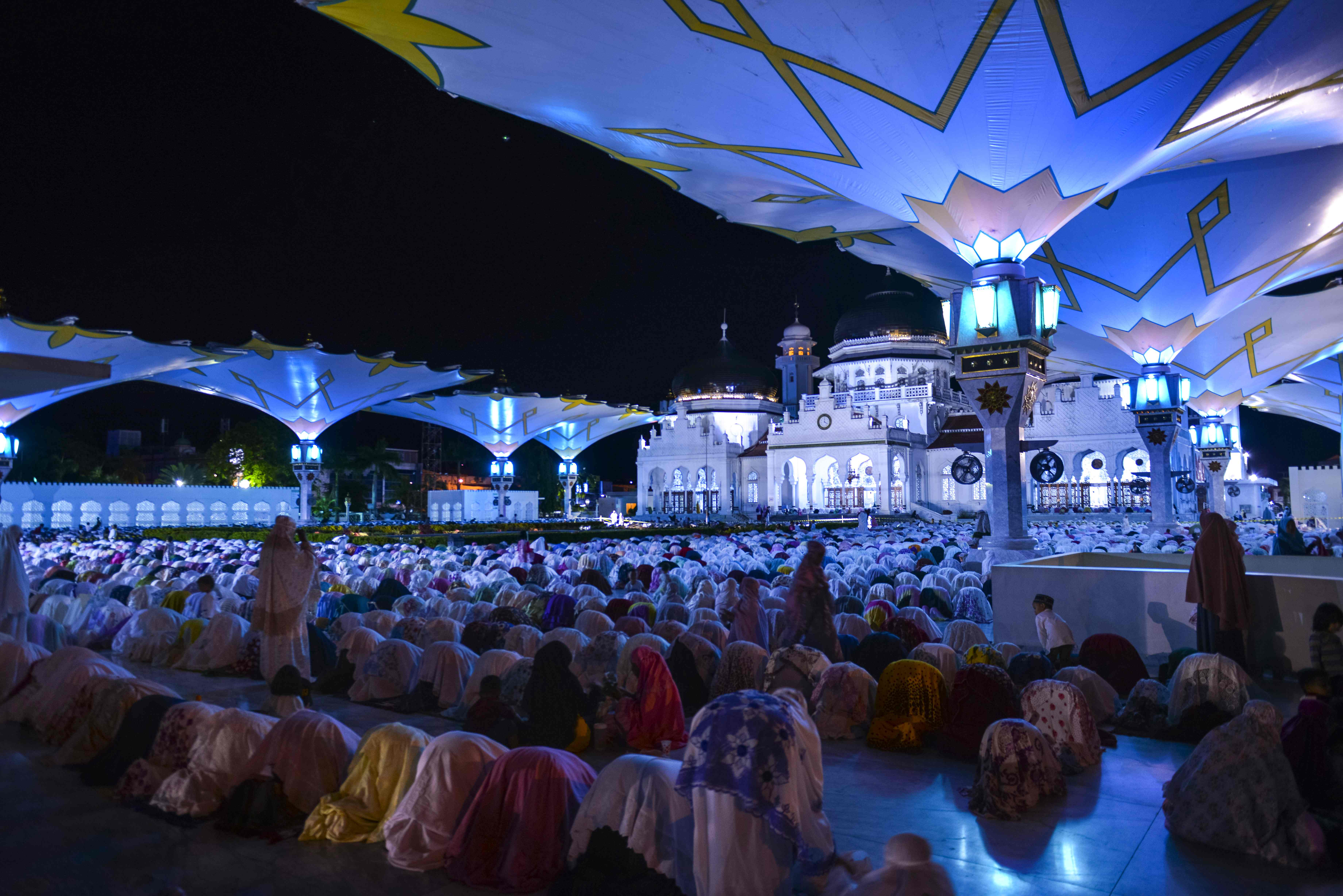 In pictures: Muslim world prepares for Ramzan