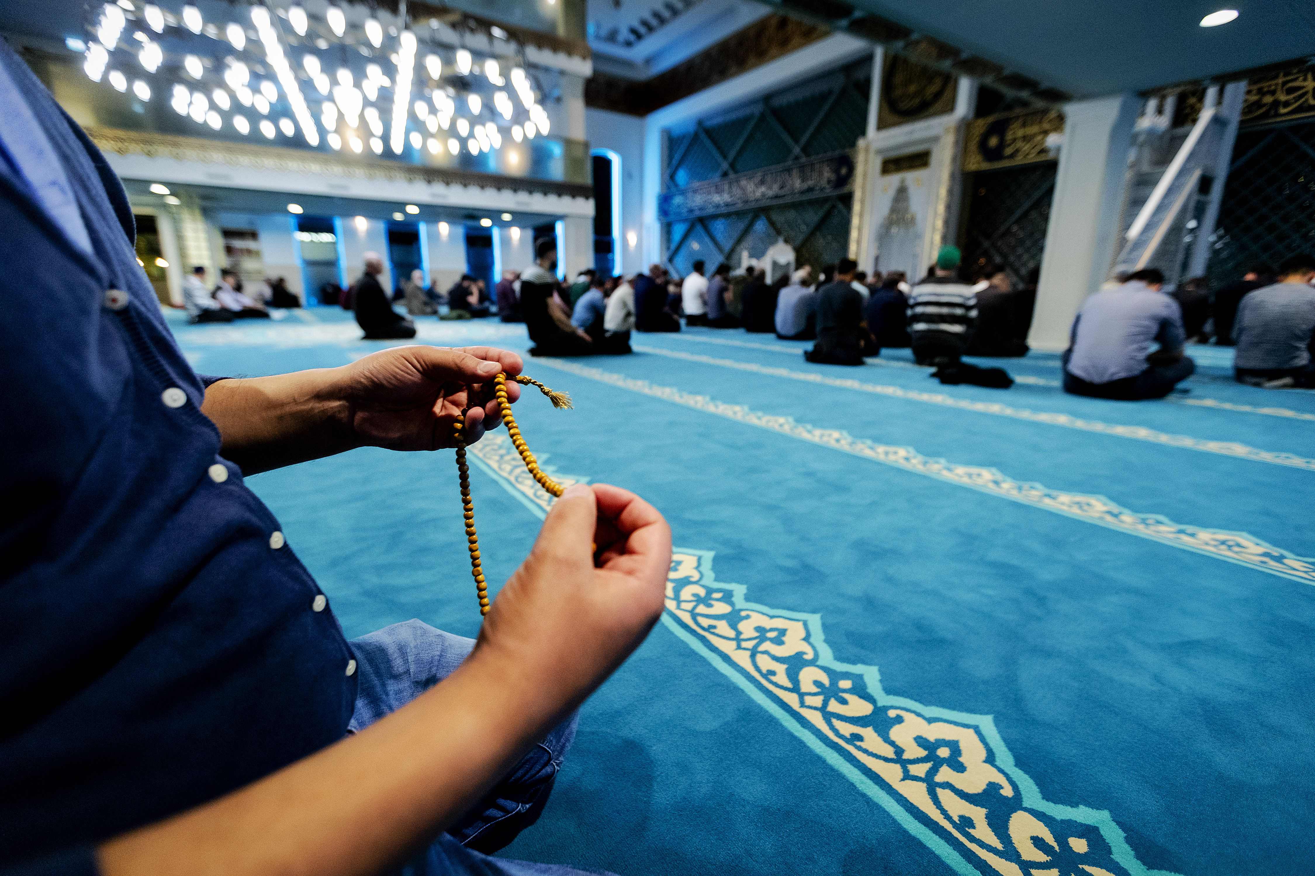In pictures: Muslim world prepares for Ramzan