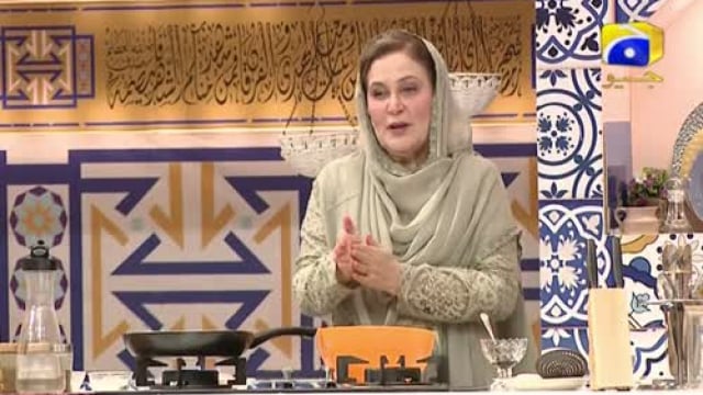 Recipe: Burger - Naheed Ansari Recipes | TV Shows - geo.tv