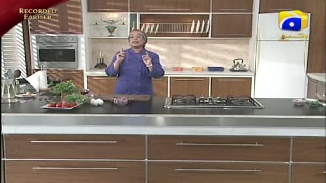 Recipe: Luxurious Burgers - Rahat Cooking Show | TV Shows - geo.tv