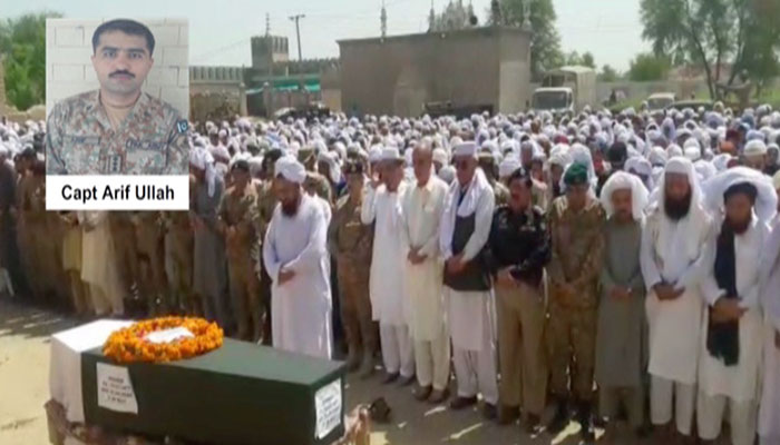Funeral prayers held for Pakistan Army officers martyred in N ...