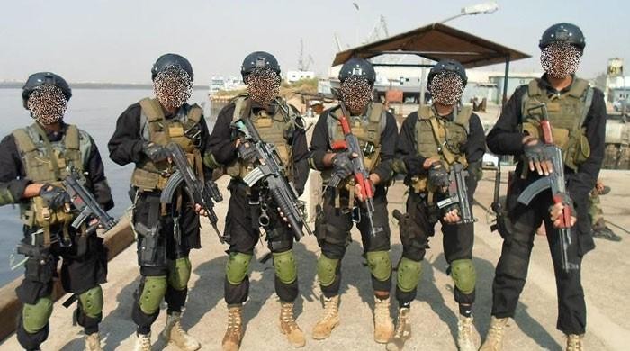 Pak Navy commandos display their skill in war games | TV Shows - geo.tv