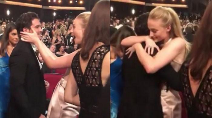 Sophie Turner breaks down, cries while hugging Kit Harington at Emmy Awards