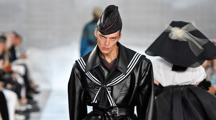 Meet Leon Dame, The German model whose bizarre walk is breaking the ...