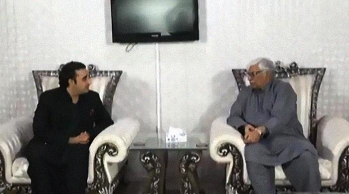 PPP, ANP agree to call APC before JUI-F long march