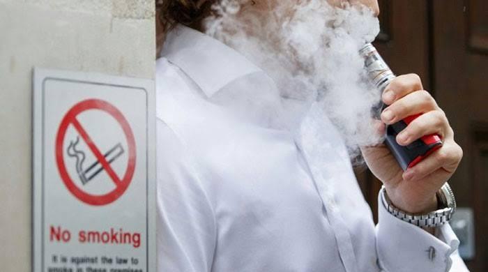 US vaping-related deaths climb to 39, illnesses to 2,051