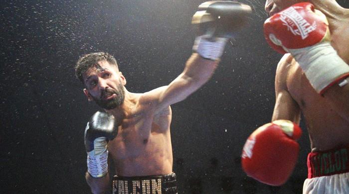 Pakistan’s top boxer Waseem outpoints Mexico’s Lopez in eight-round battle