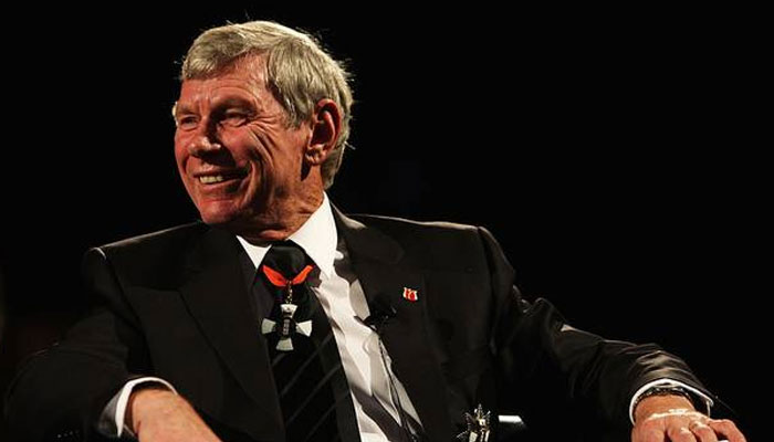 New Zealand running legend Peter Snell dies aged 80