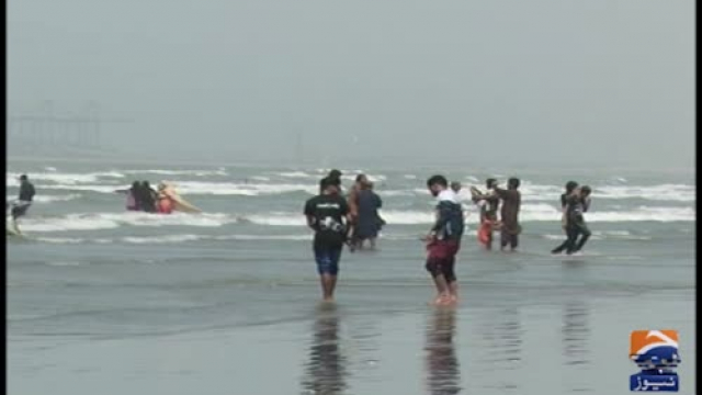 Rerhi Goth beach is losing its natural beauty | TV Shows - geo.tv