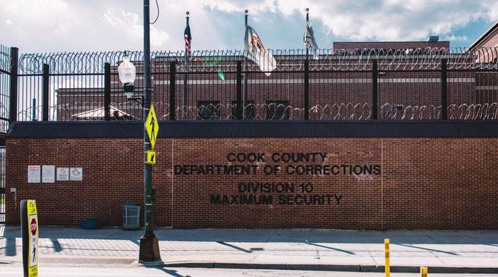 450 tests positive for coronavirus at Chicago's largest jail